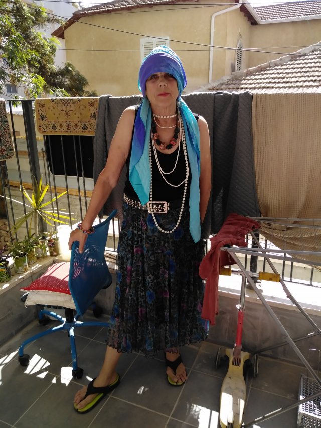 קלאודיה, 64, רעננה - "date50plus"