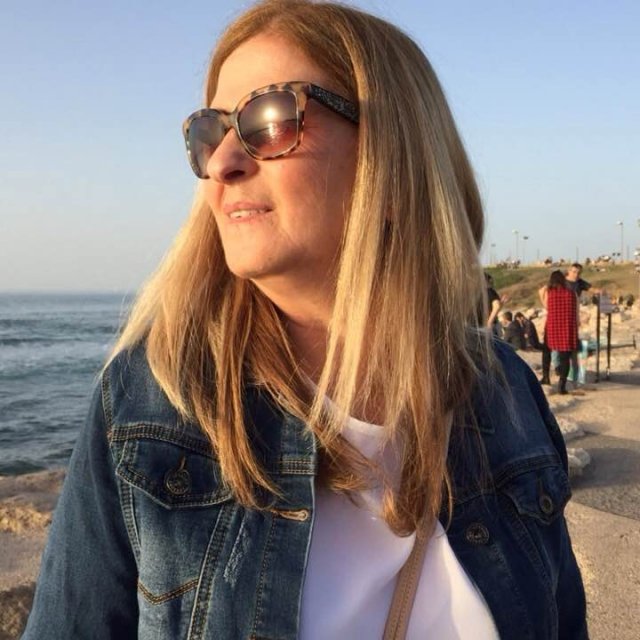 רותי, 72, תל אביב - "date50plus"