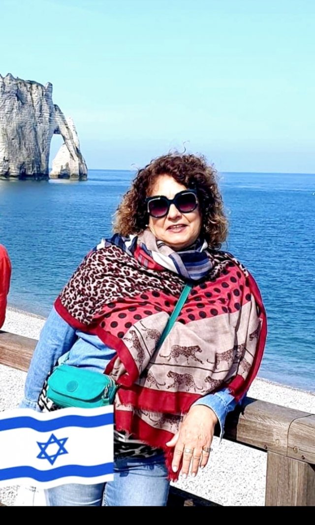 גל, 73, קרית אונו - "date50plus"