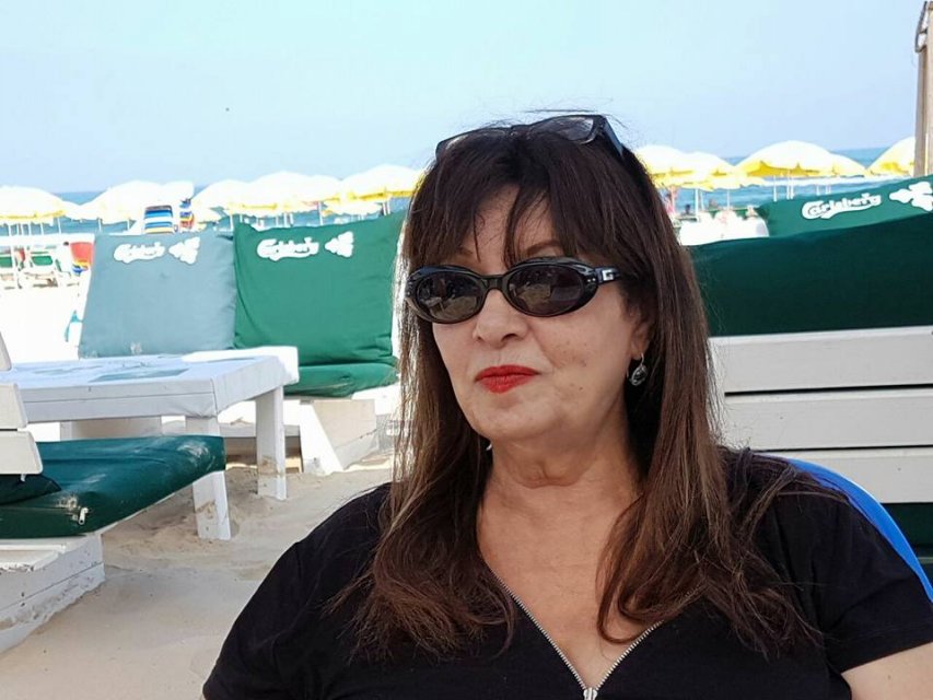 יעל, 77, תל אביב - "date50plus"