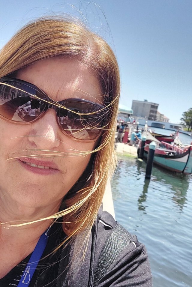 גב אורה, 71, רחובות - "date50plus"