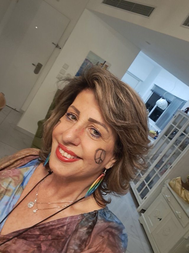 פנינה, 65, תל אביב - "date50plus"