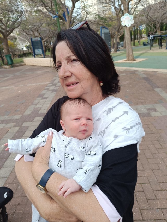 פאני, 68, תל אביב - "date50plus"