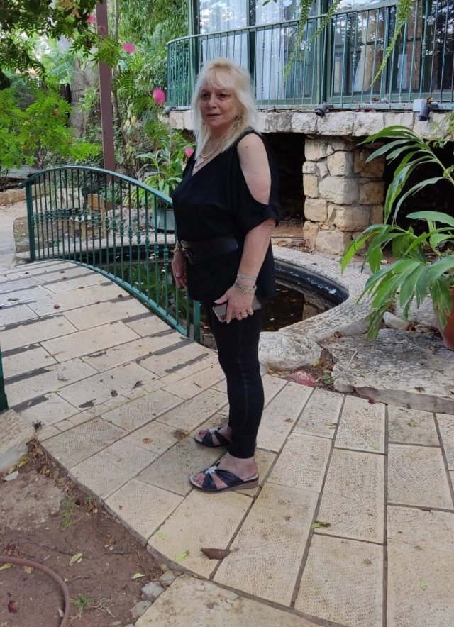 ריקי, 72, תל אביב - "date50plus"