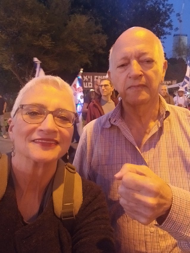 אושרה, 67, גבעתיים - "date50plus"