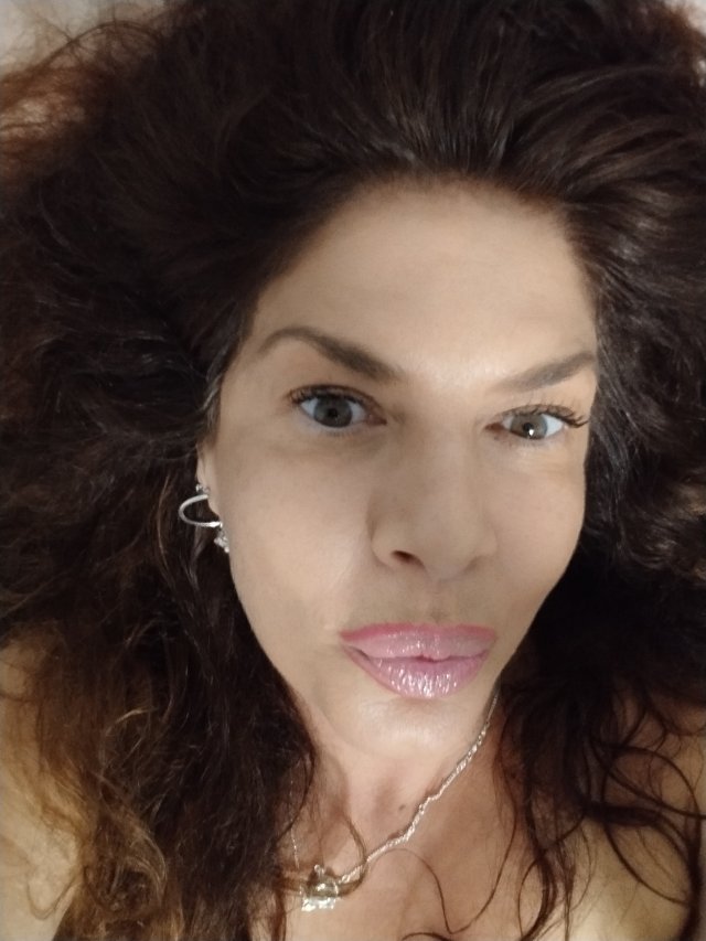 ליאורה, 54, תל אביב - "date50plus"