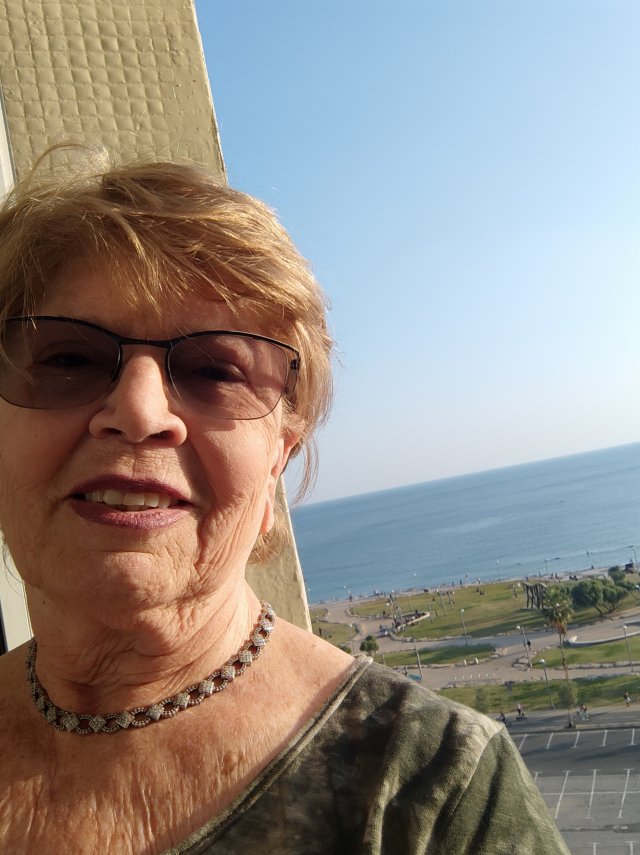 שושנה, 78, תל אביב - "date50plus"