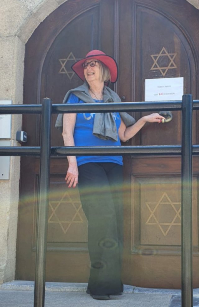 נילי, 75, תל אביב - "date50plus"