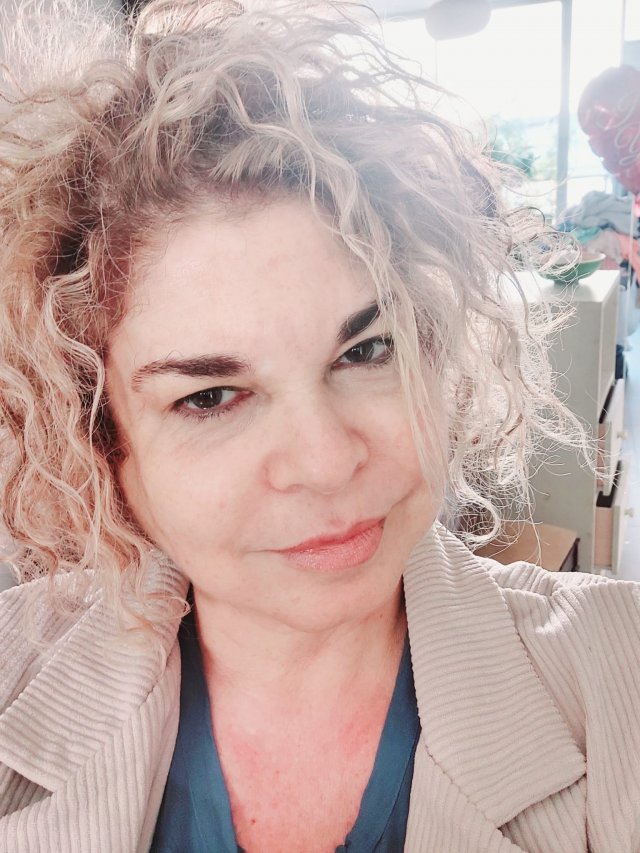 נורית, 59, נס ציונה - "date50plus"