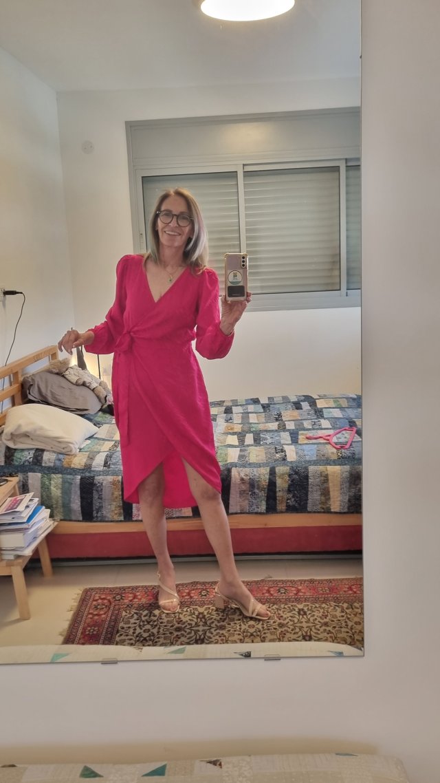 מאירה, 66, רמת גן - "date50plus"