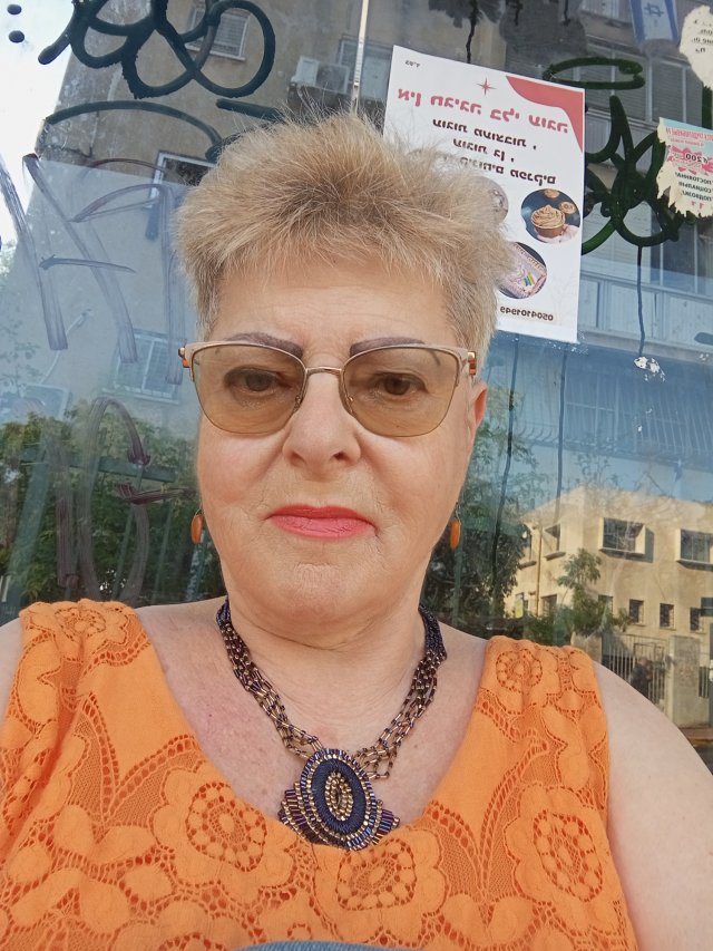 אהבה, 71, ראשון לציון - "date50plus"