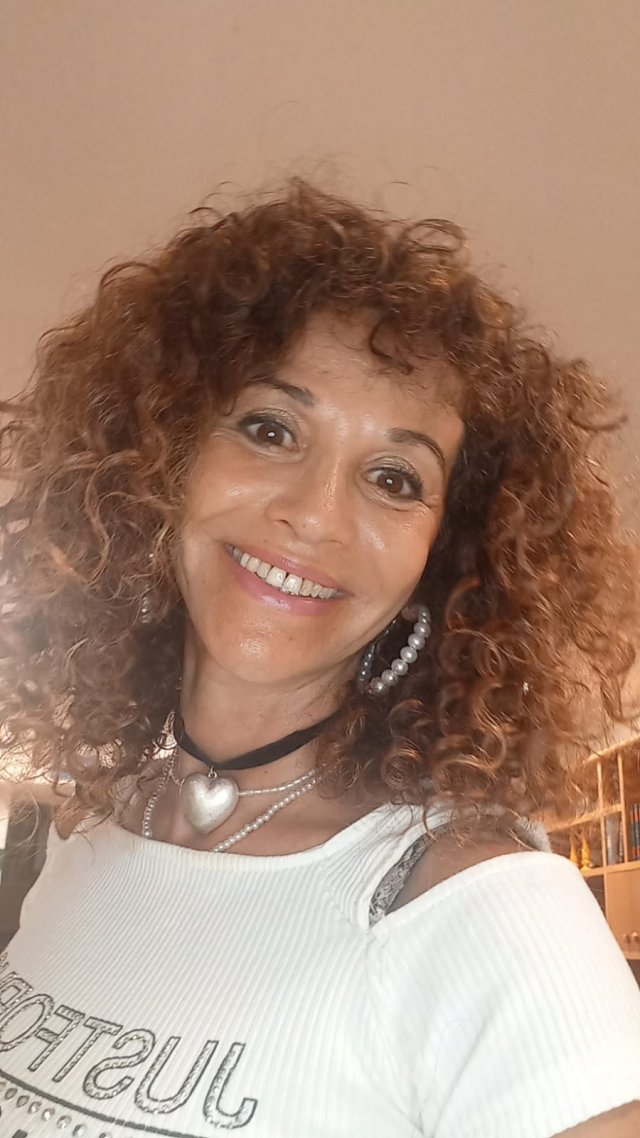 נועה, 58, נתניה - "date50plus"