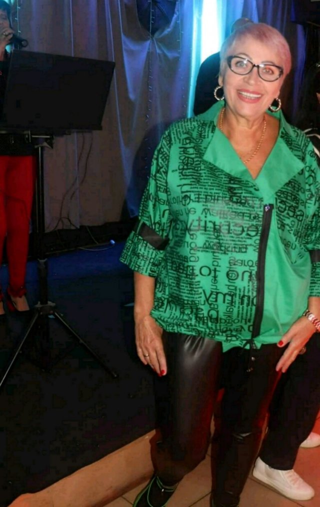 ליאנה, 63, חולון - "date50plus"