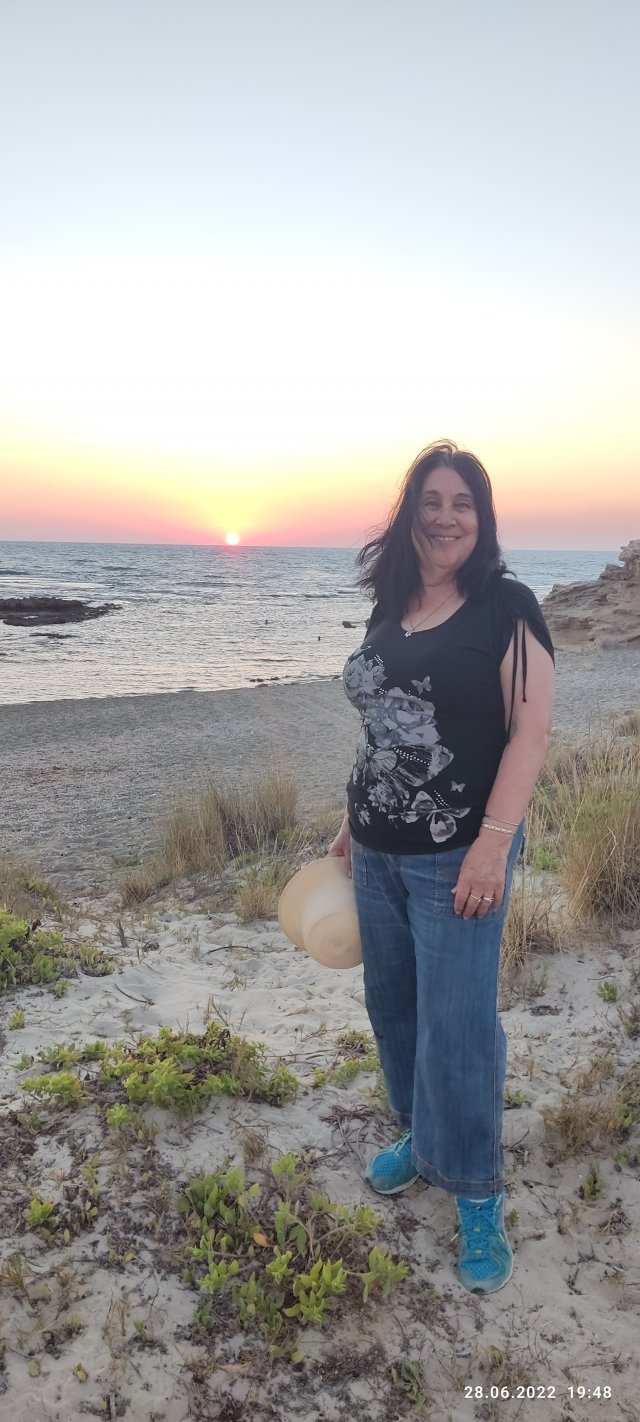 Zvia, 73, כרמיאל - "date50plus"