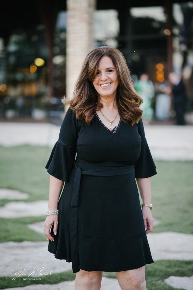 אסתי, 58, תל אביב - "date50plus"