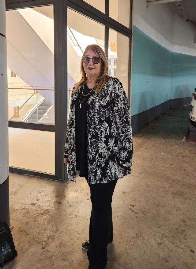 אתי, 73, ראשון לציון - "date50plus"