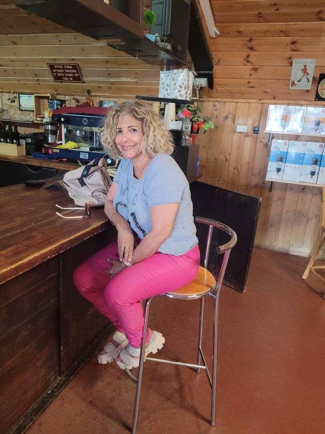 אורית, 64, פתח תקווה - "date50plus"