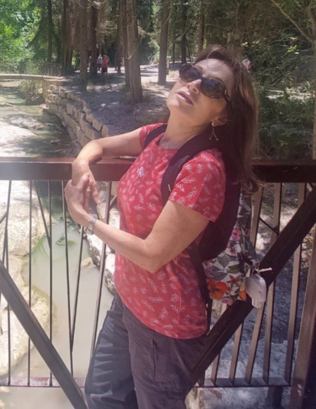 נלי, 64, קרית אונו - "date50plus"