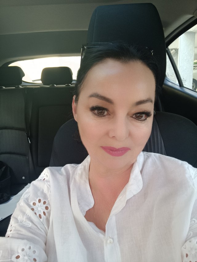 אלווירה, 57, תל אביב - "date50plus"