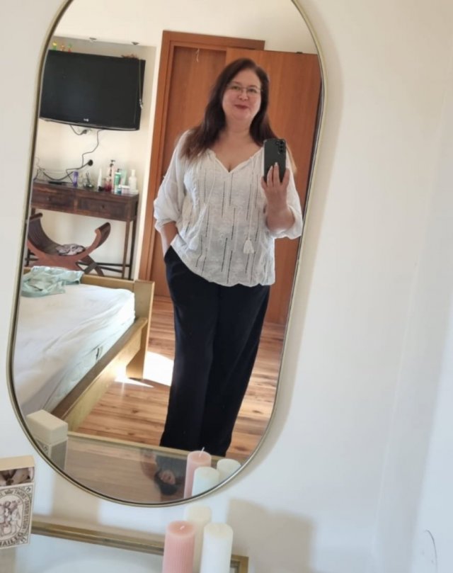 שרון, 57, רחובות - "date50plus"