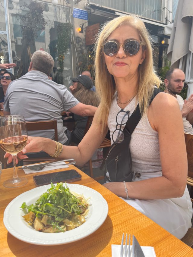 סיגל, 56, הוד השרון - "date50plus"