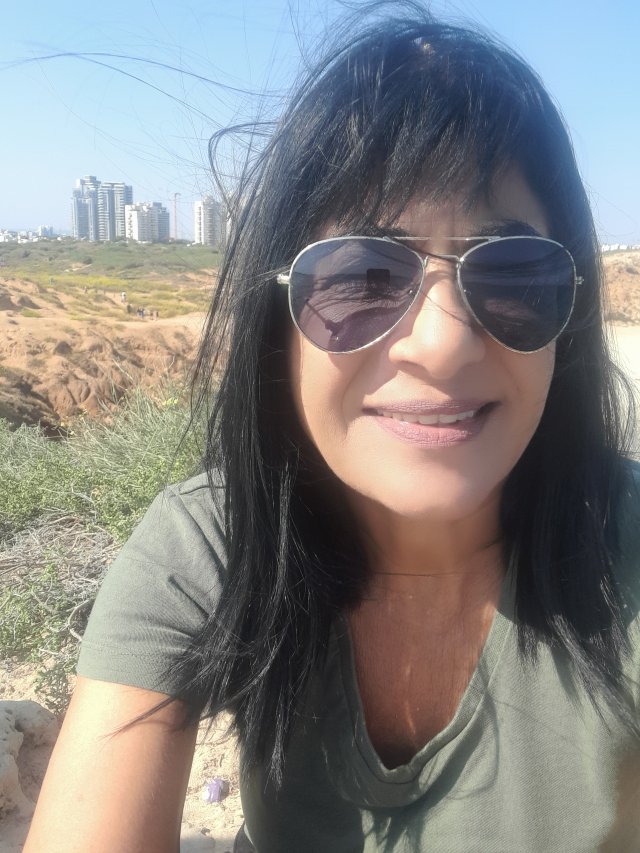 דימי, 63, חולון - "date50plus"