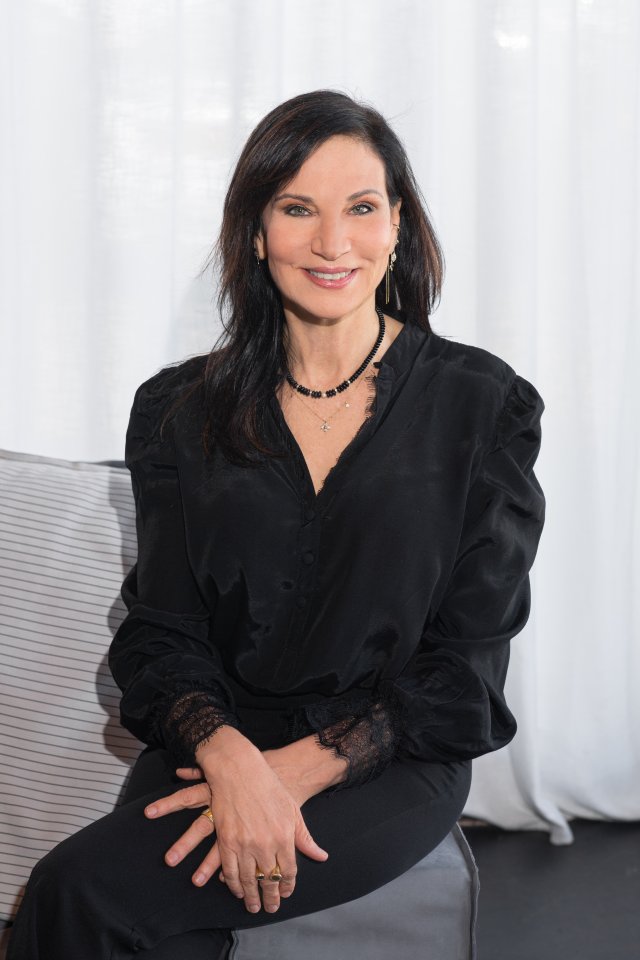 איריס, 64, קרית אונו - "date50plus"