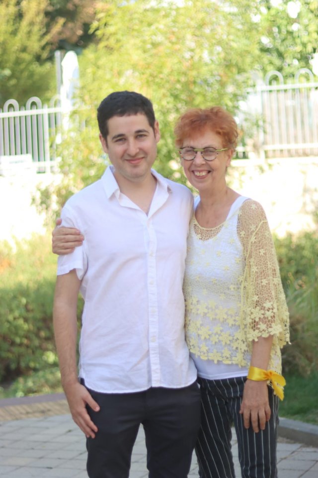 מדלן, 63, תל אביב - "date50plus"