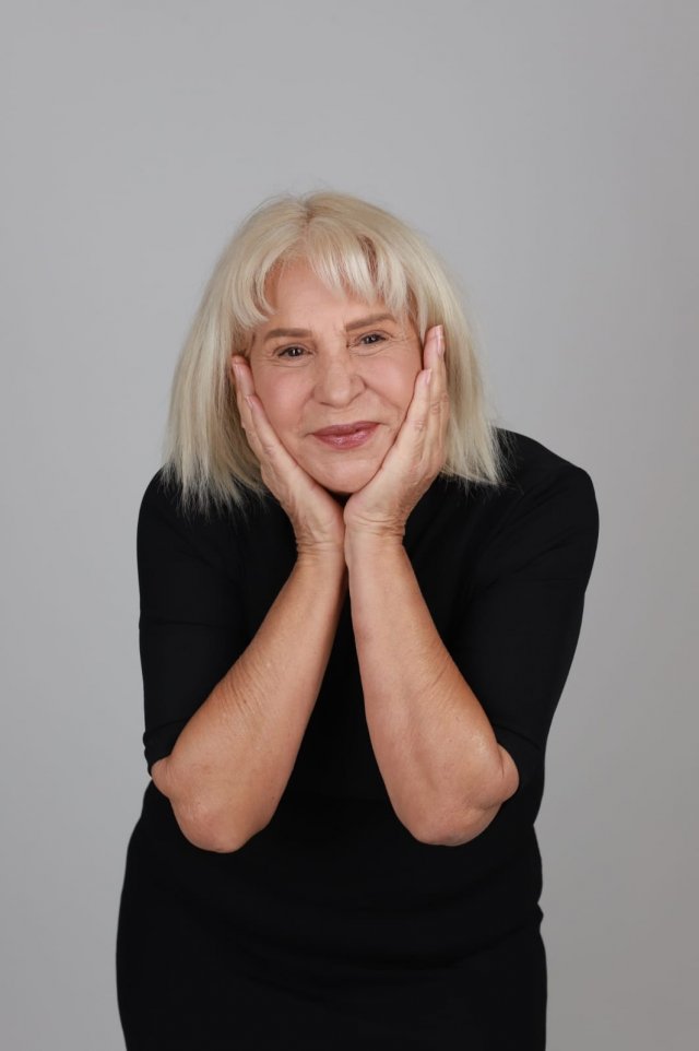 מלכה מזור, 66, אורנית - "date50plus"