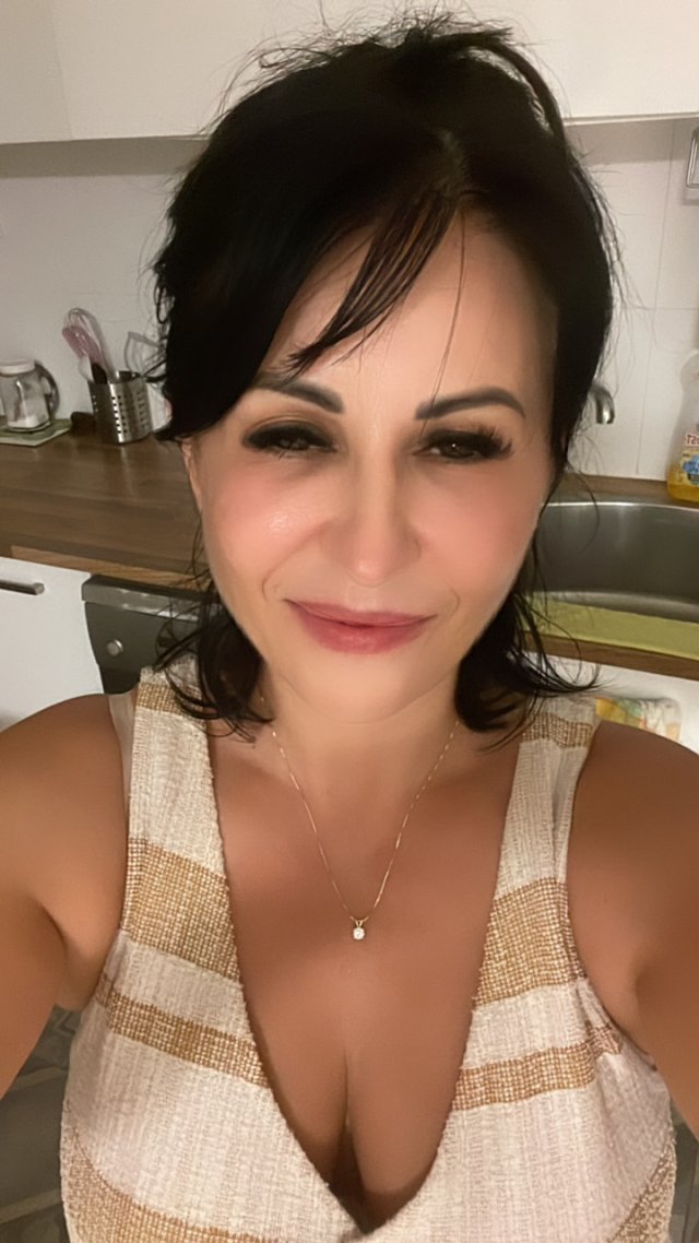 סבטלנה, 50, רעננה - "date50plus"