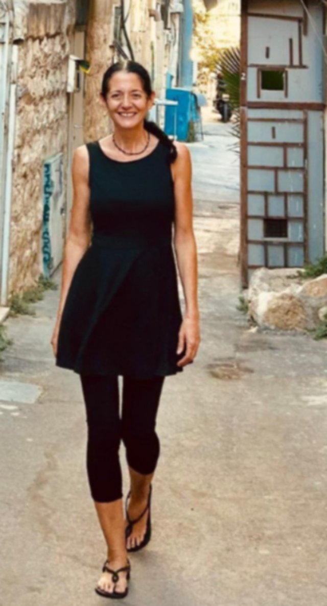 עדי, 50, הוד השרון - "date50plus"