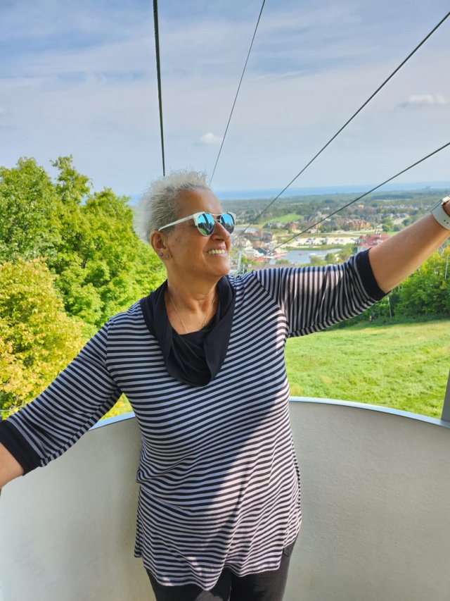 ענת, 61, חולון - "date50plus"