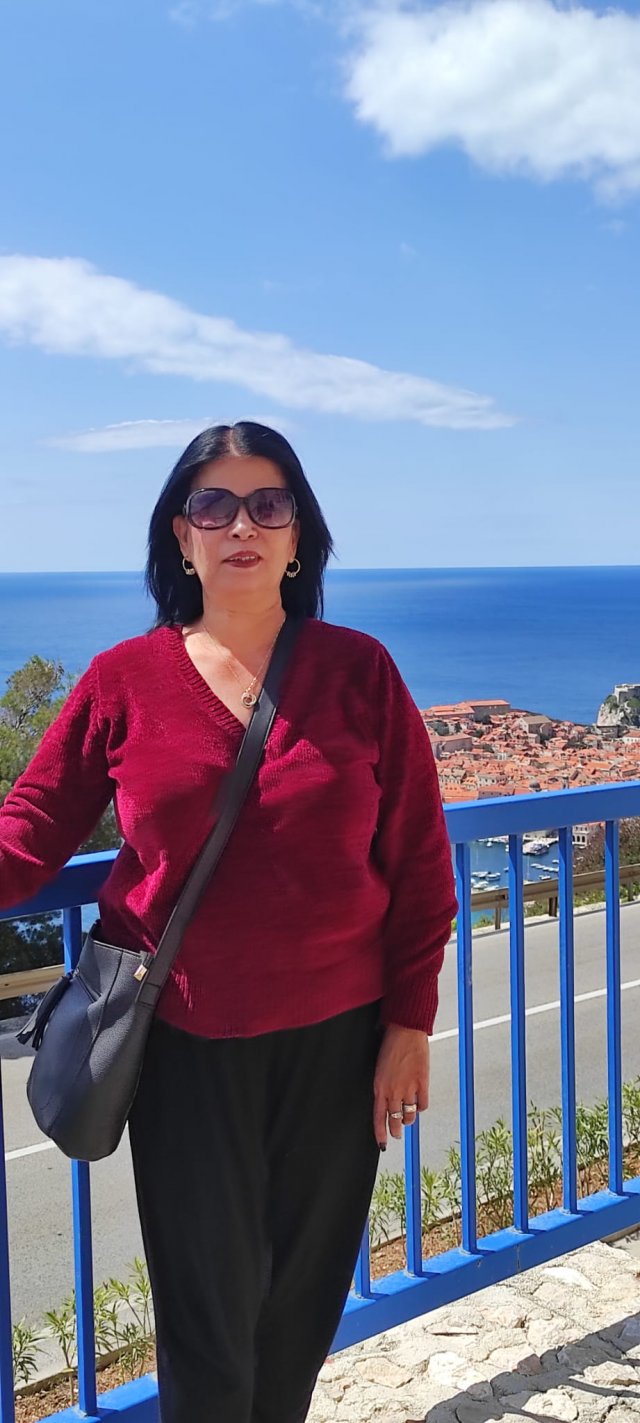 ויולט, 63, תל אביב - "date50plus"