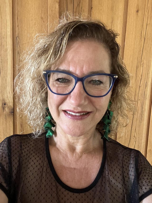 ענת, 59, בינימינה - "date50plus"