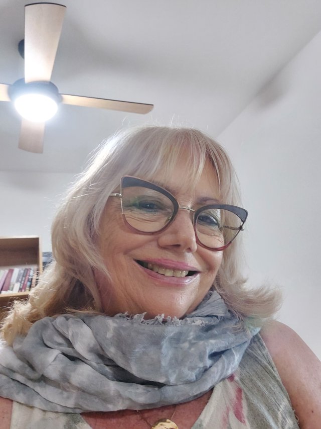 סילבי, 72, חולון - "date50plus"