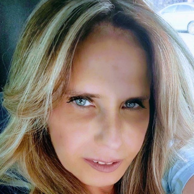 איריס, 55, תל אביב - "date50plus"