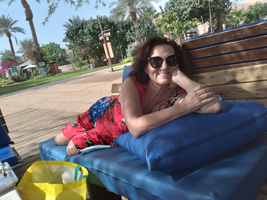 דפנה, 67, תל אביב - "date50plus"