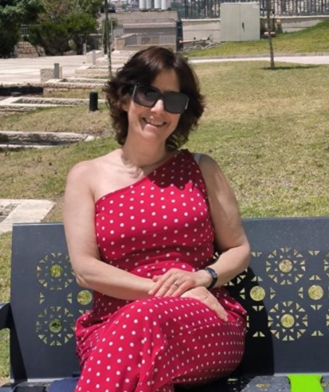 איריס, 57, נוף הגליל - "date50plus"