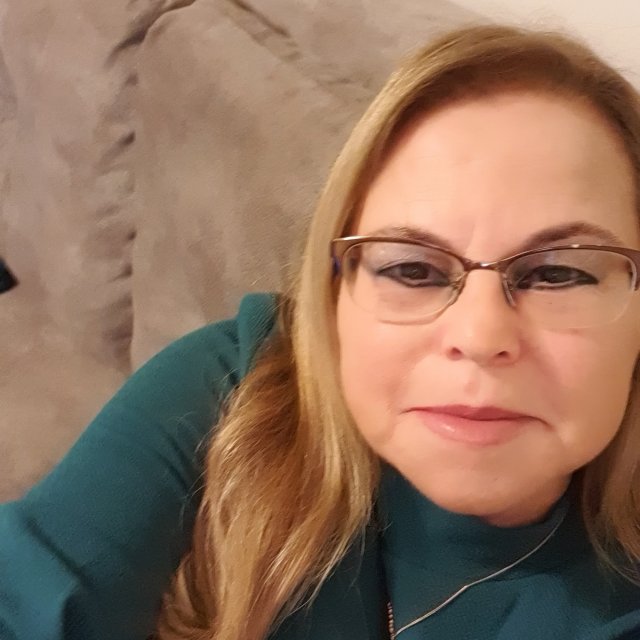 טובה, 70, תל אביב - "date50plus"