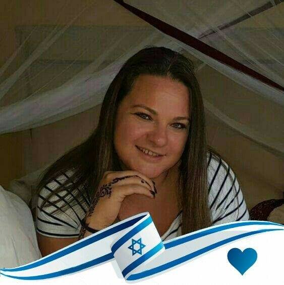 דבורה, 41, בית שמש - "date50plus"