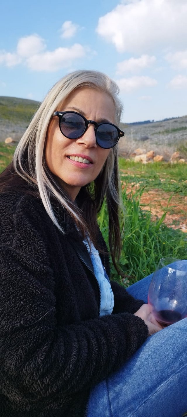 ענת, 59, רחובות - "date50plus"