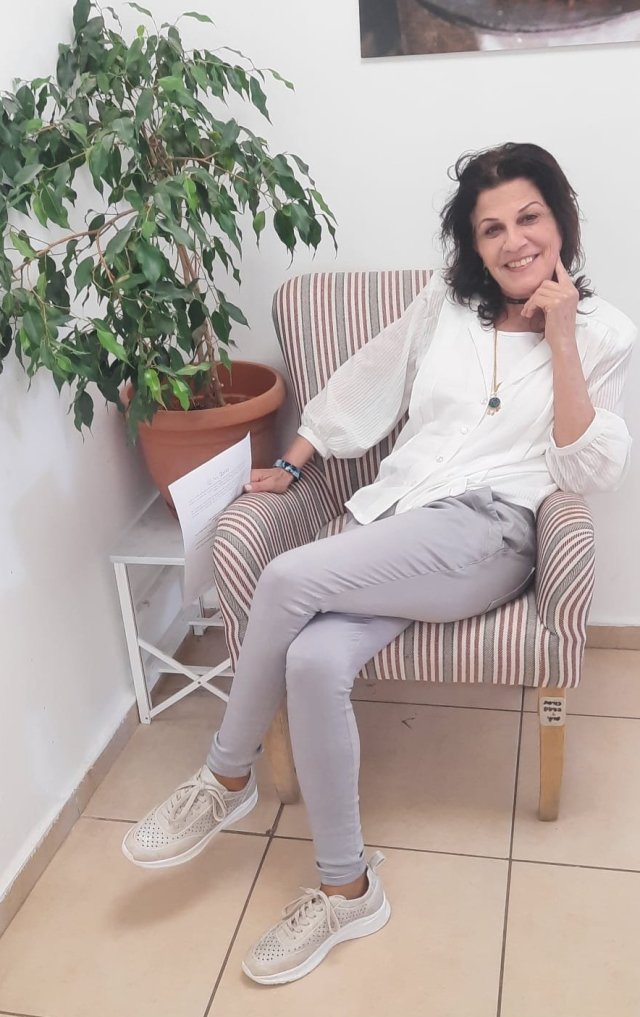 פרחיה, 64, ראשון לציון - "date50plus"