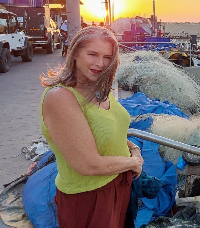 Anat, 60, ראש העין - "date50plus"