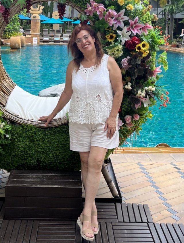 שרית, 66, פתח תקווה - "date50plus"