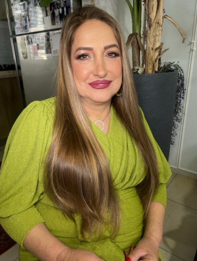 אדל כהן, 61, תל אביב - "date50plus"